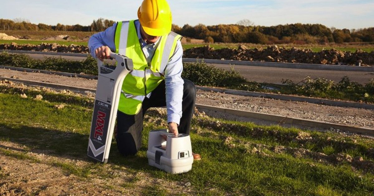 Cat and Genny Training | How to use a Cat and Genny | Cable Avoidance ...